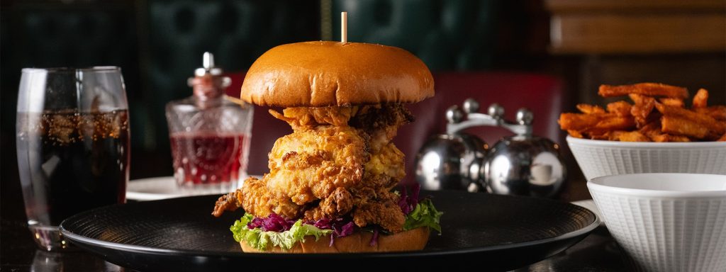 Dine at the Knights Bar | Clontarf Castle Hotel